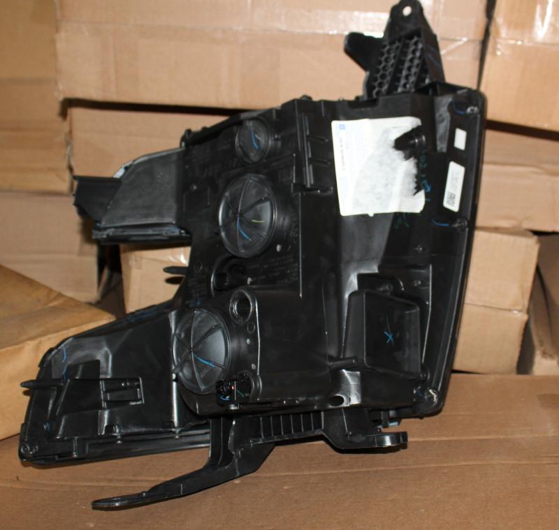 2019 Chevy Tahoe Headlight Assembly