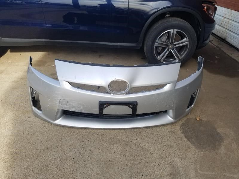 2010 Toyota Prius Front Bumper Assembly