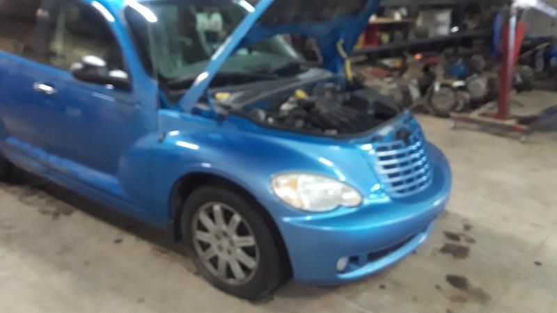 2006 Chrysler PT Cruiser Fender
